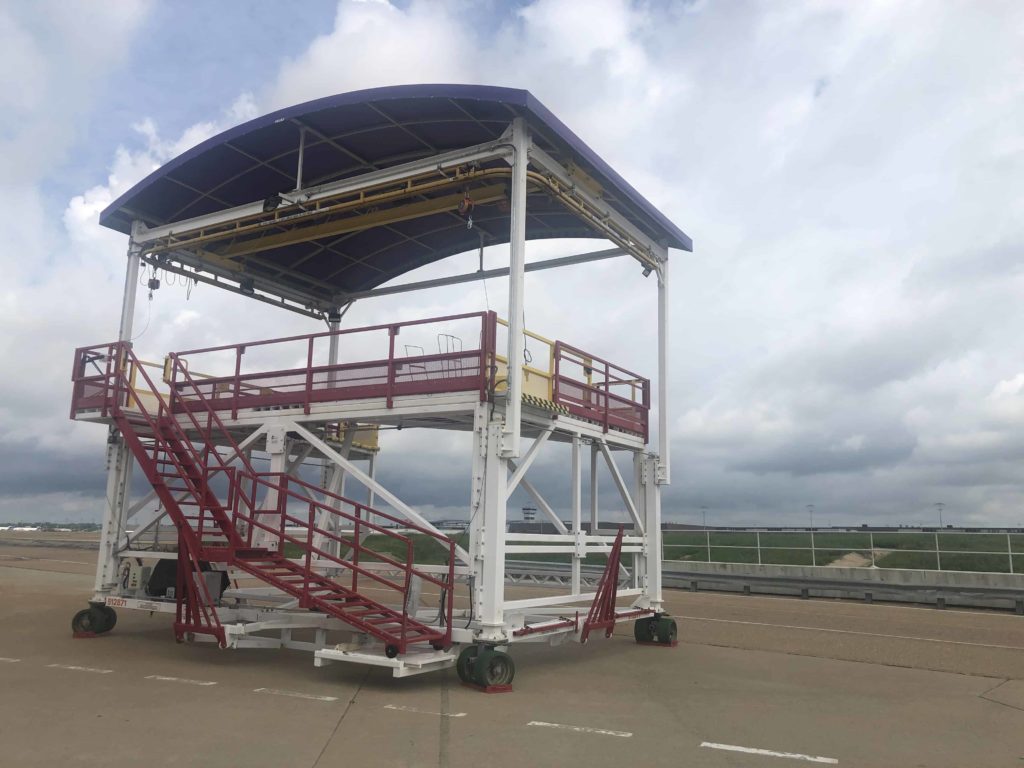Maintenance Stands and Ladders | Dynamic Specialty Services